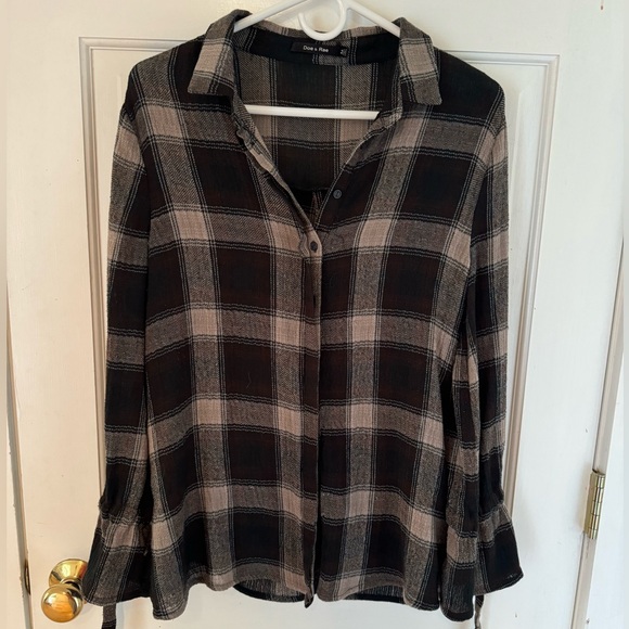 Doe & Rae | Tops | Doe Rae Plaid Flannel With Adorable Bell Shaped Arms ...